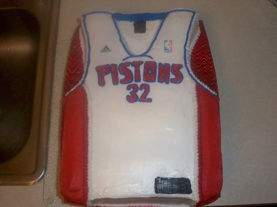 Pistons Jersey Cake - CakeCentral.com