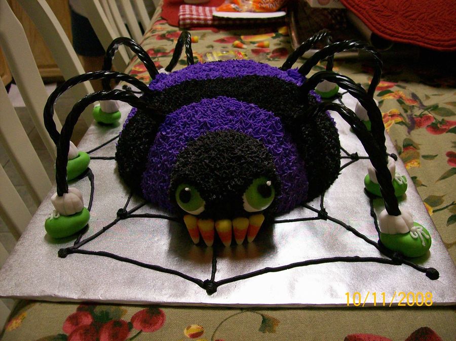 It's A Spider! - CakeCentral.com