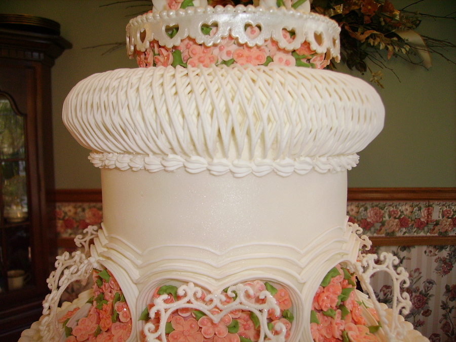 Peach Lambeth Cake - CakeCentral.com