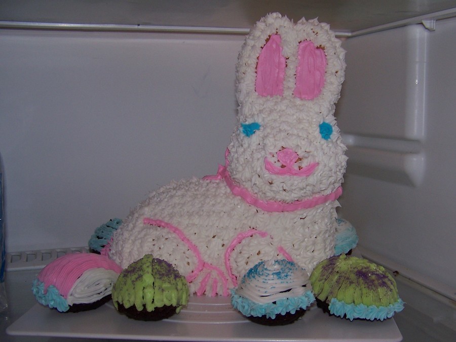 Easter Bunny - CakeCentral.com