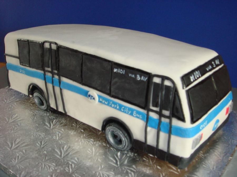 Mta Bus Cake - CakeCentral.com