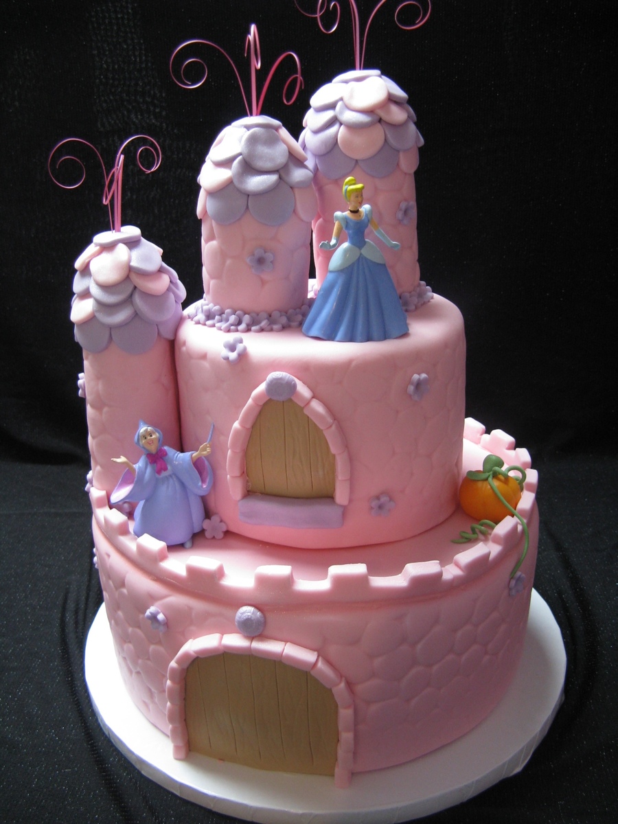Cinderella Castle - CakeCentral.com