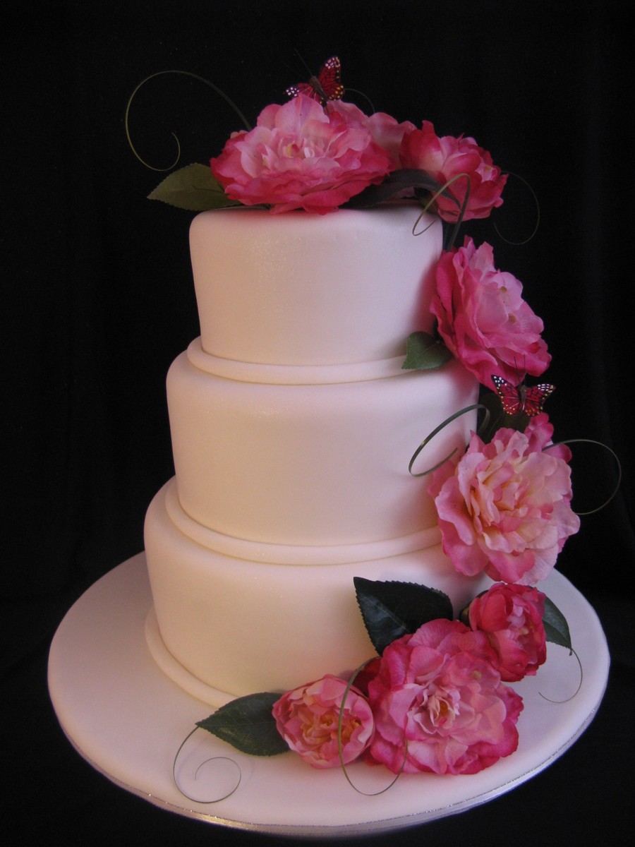 Julia - CakeCentral.com