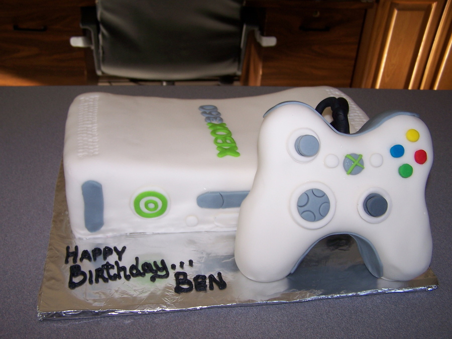X Box Cake Made For My Nephew Who Turned 16... - CakeCentral.com