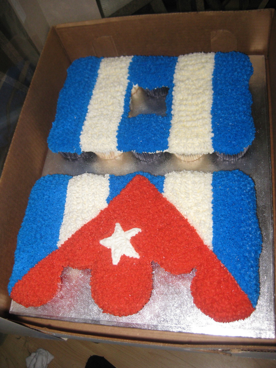 Cuban Flag/30Th Birthday Cupcake Cake - CakeCentral.com