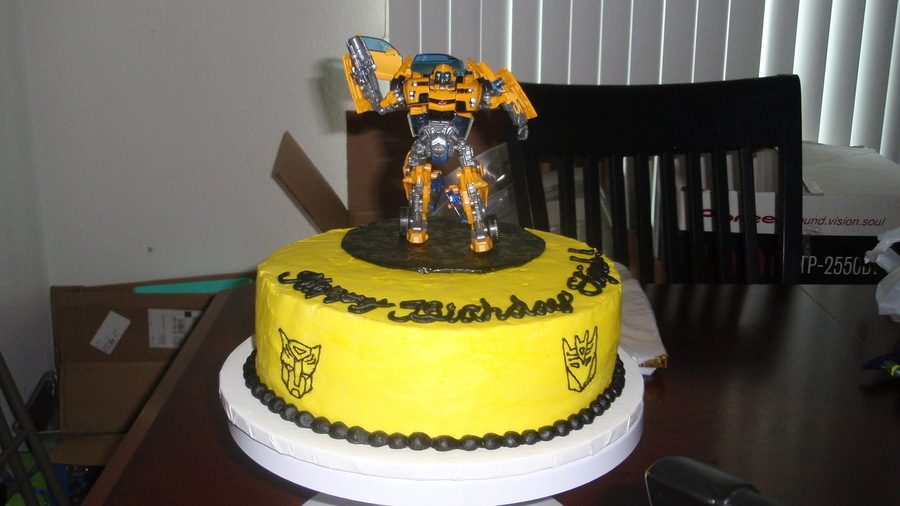 Transformer Cake - CakeCentral.com