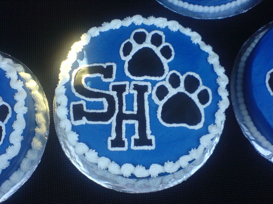 Leader's Core Cake - CakeCentral.com