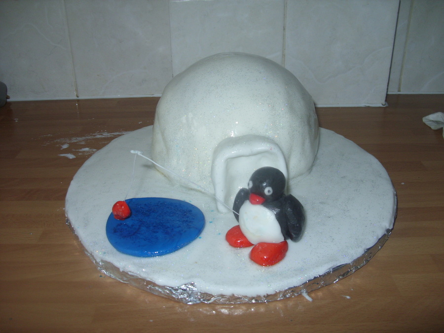 Pingu Igloo Cake - CakeCentral.com
