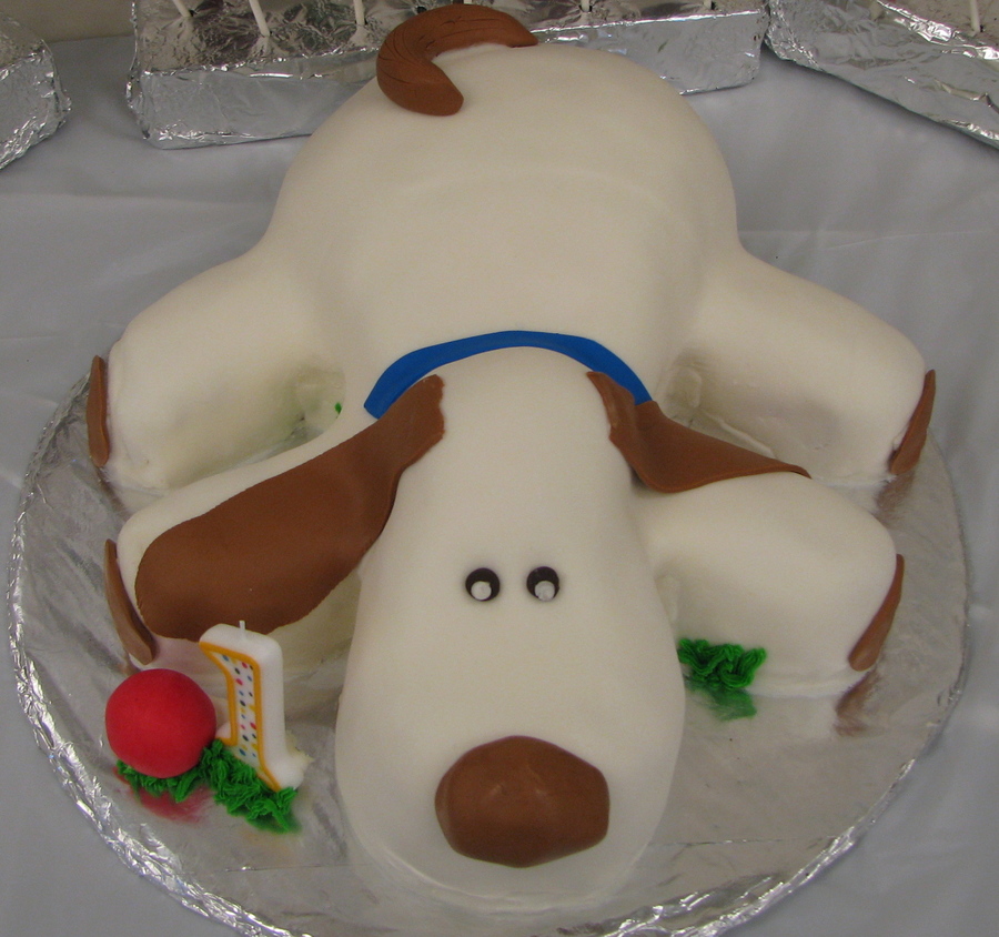 Doggy Cake - CakeCentral.com