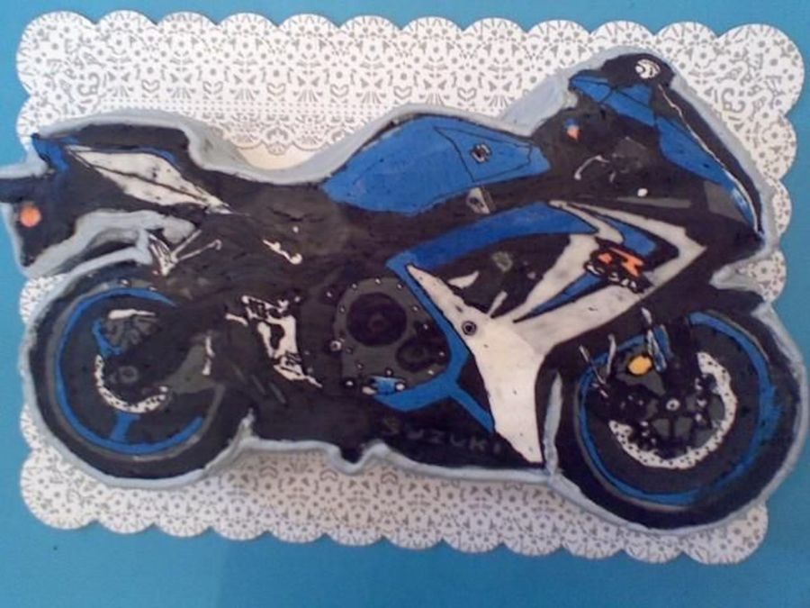Motorcycle Cake - CakeCentral.com