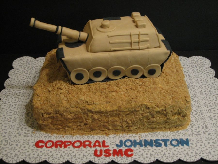 Tank Cake - CakeCentral.com
