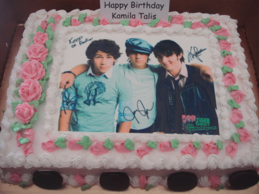 The Jonas Brothers Cake - CakeCentral.com