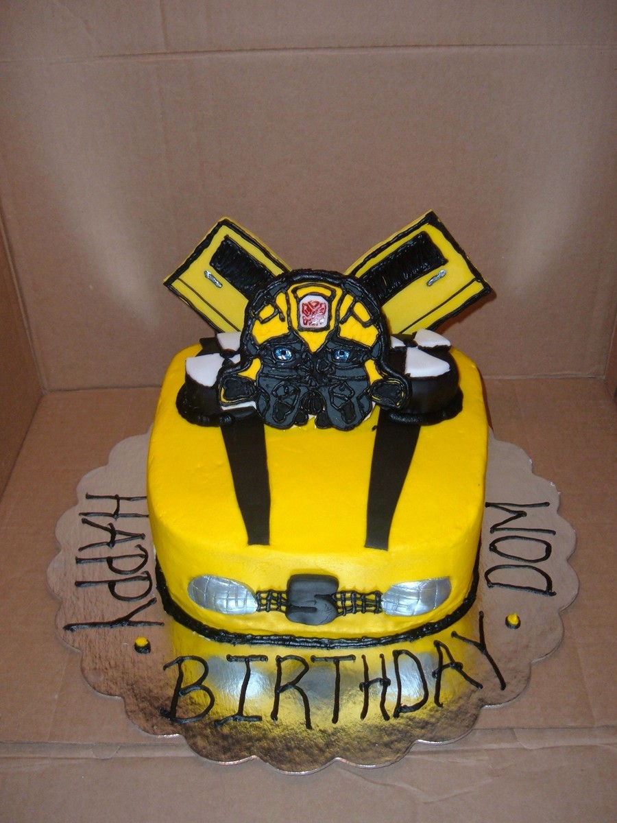 Bumblebee Transformer - CakeCentral.com
