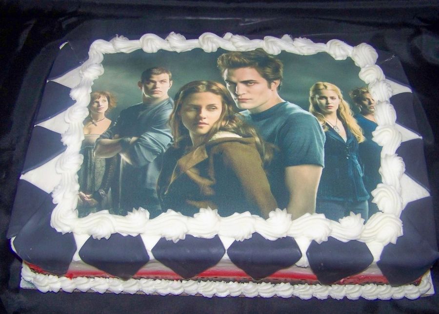 Twilight Cake - CakeCentral.com