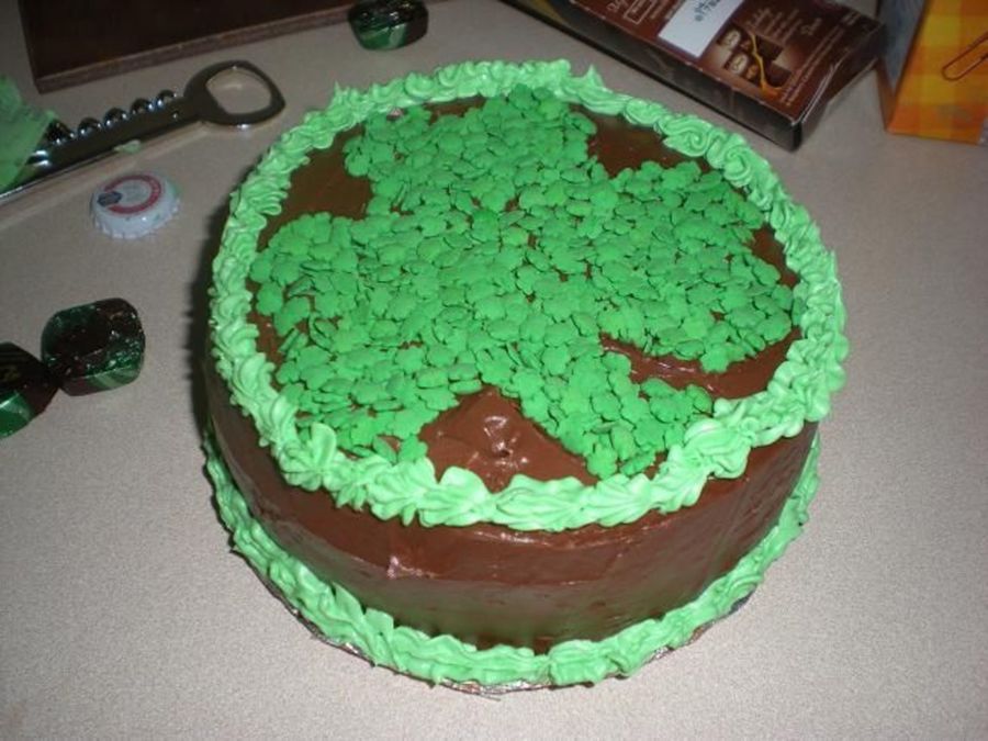Shamrock Cake For St. Pat Day - CakeCentral.com