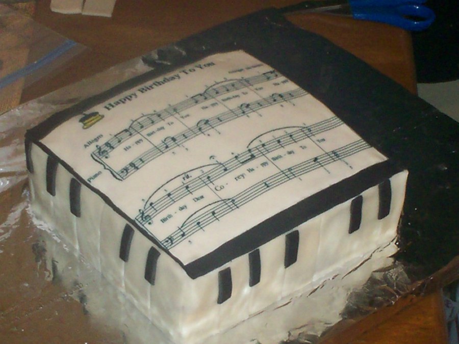 Piano And Sheet Music Cake - CakeCentral.com