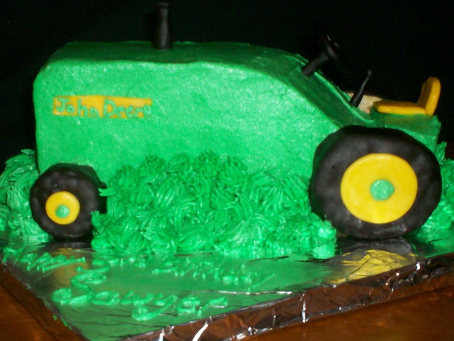 Tractor Cake - CakeCentral.com