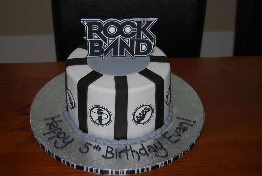 Rockband Cake - CakeCentral.com