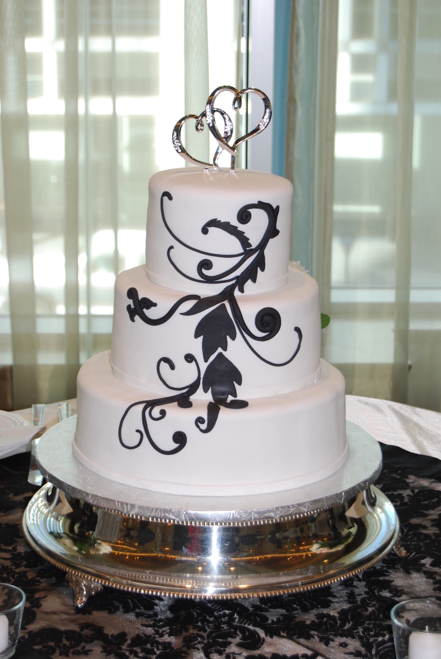 Black And White Wedding Cake - CakeCentral.com