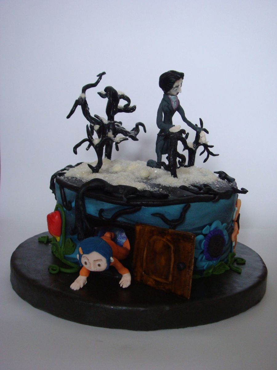 Creepy Cake - CakeCentral.com