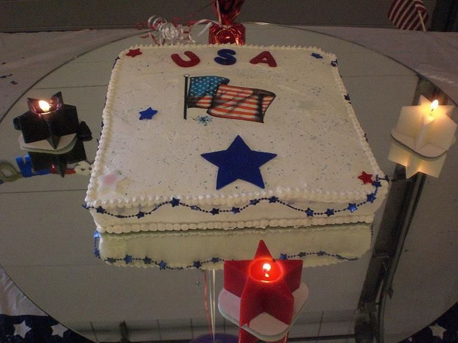 Usa_Cake.jpg - CakeCentral.com