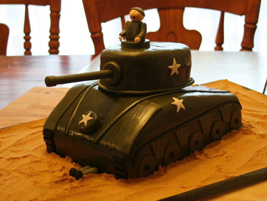 Wwii Tank - CakeCentral.com