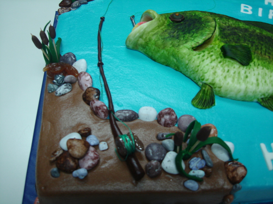 Crappie Fish Cake - CakeCentral.com