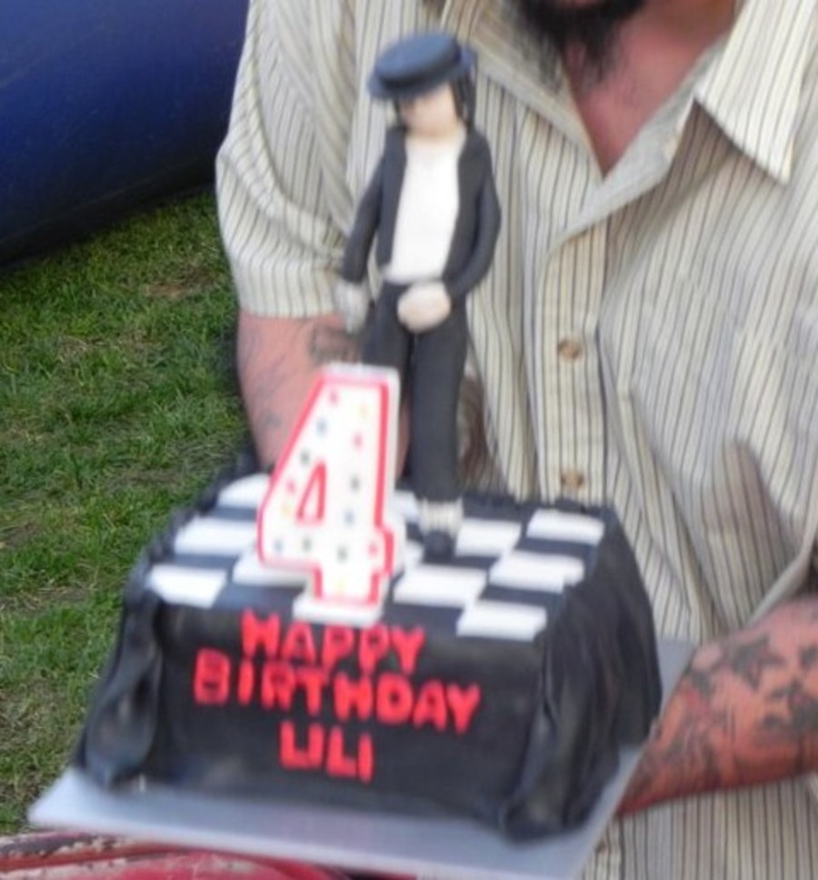 Michael Jackson - CakeCentral.com