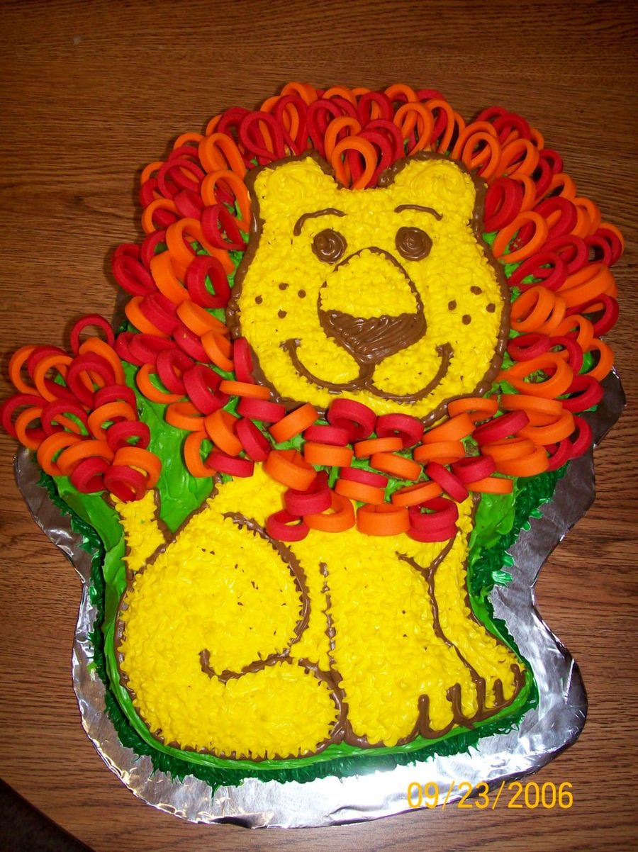 Lion Cake - CakeCentral.com