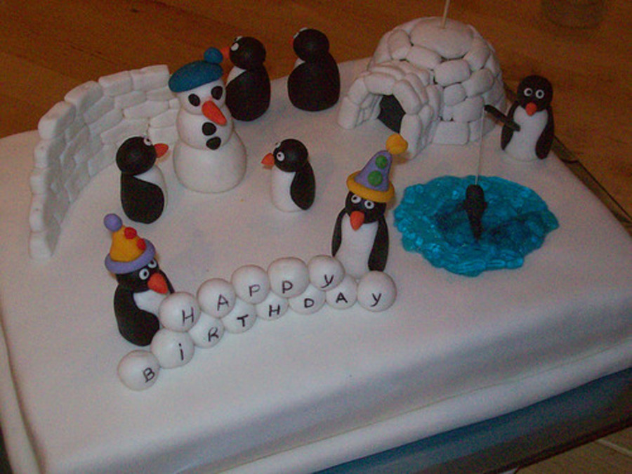 Penguins - CakeCentral.com