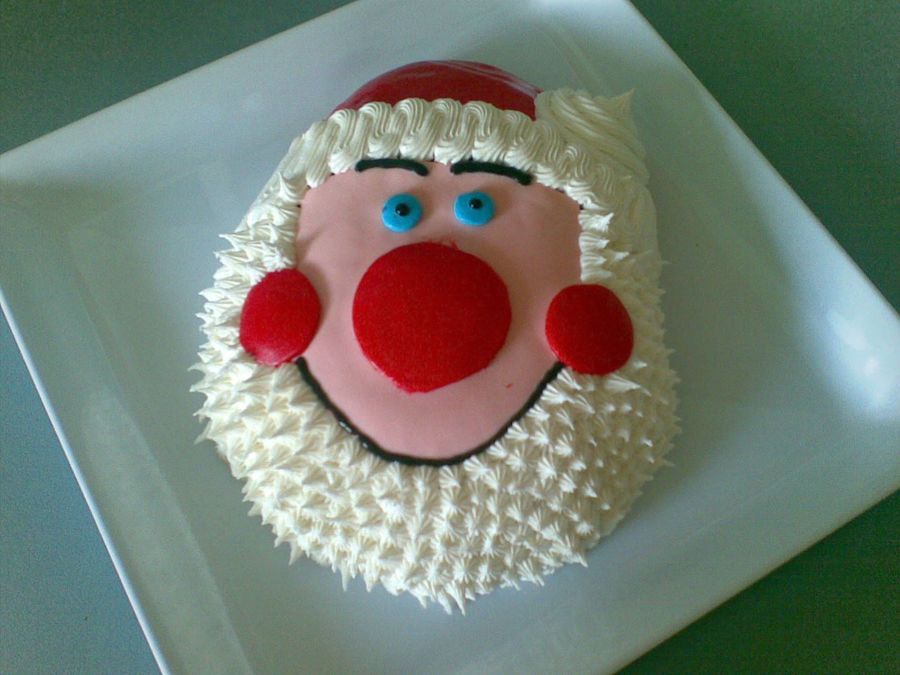 Santa Face Cake - CakeCentral.com
