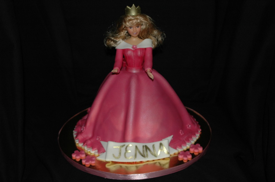 Princess Aurora - CakeCentral.com