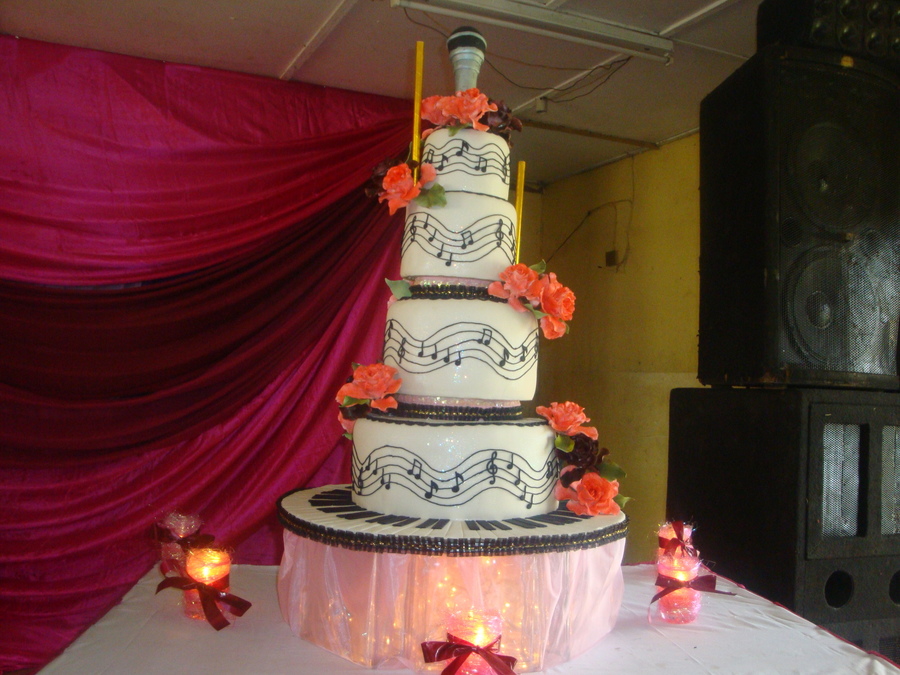 Musical Notes Wedding Cake - CakeCentral.com