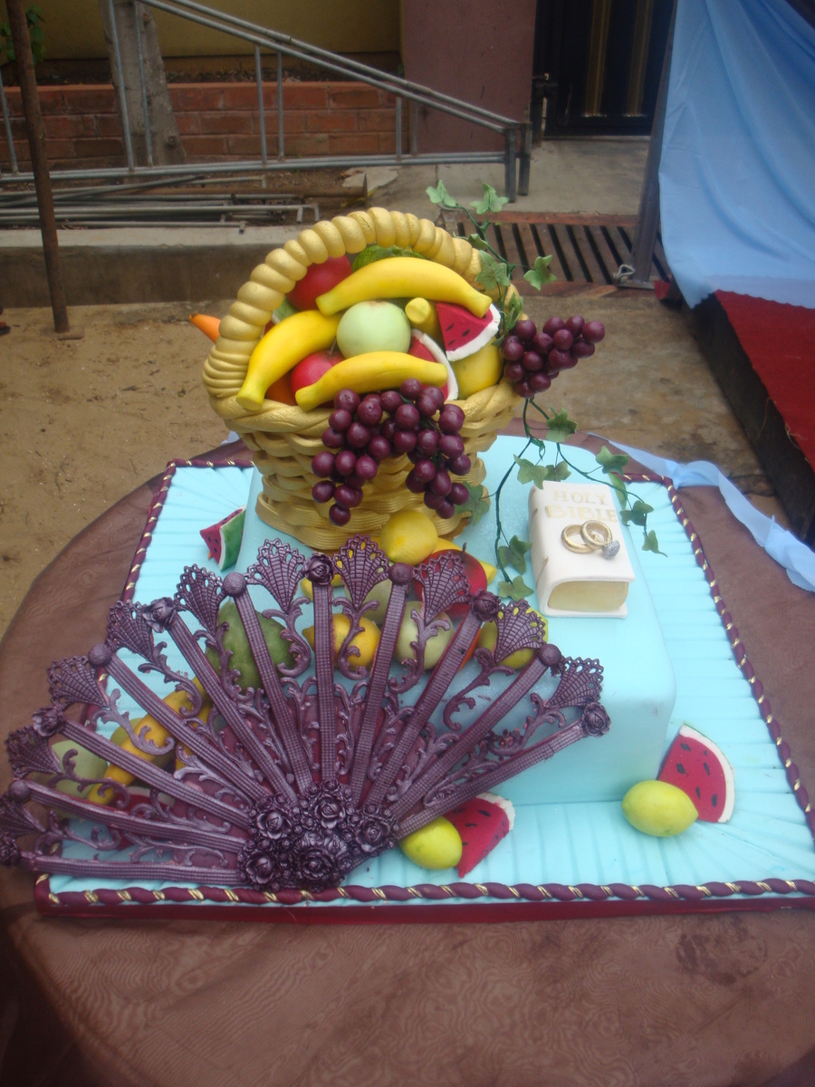 Fruit And Fan - CakeCentral.com