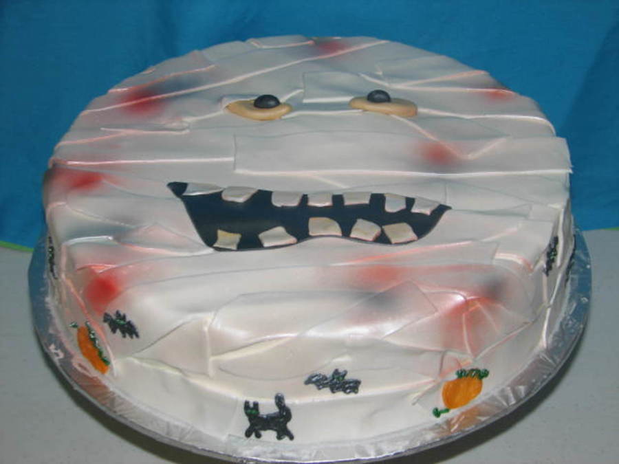 Mummy Cake - CakeCentral.com