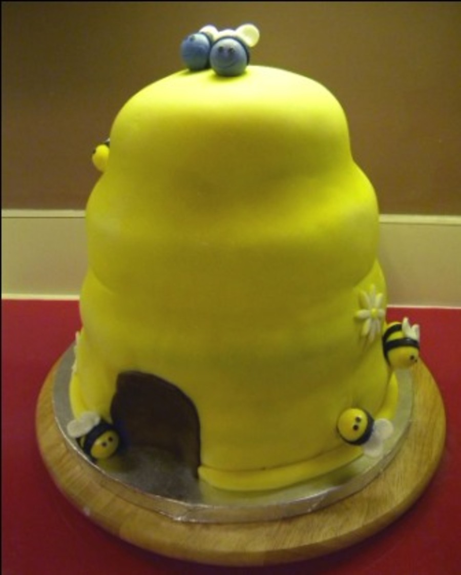 Beehive Cake - CakeCentral.com