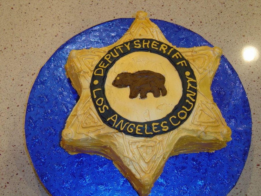 Deputy Badge Cake - CakeCentral.com