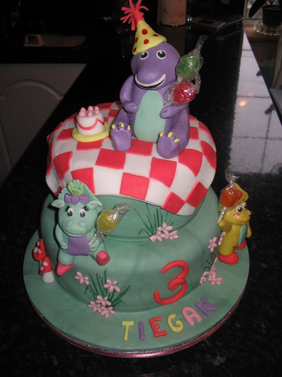 Barney And Friends Picnic - CakeCentral.com