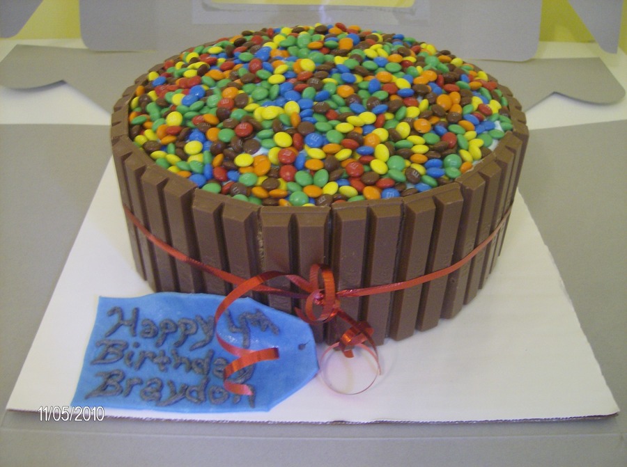 Kit Kat Cake - CakeCentral.com