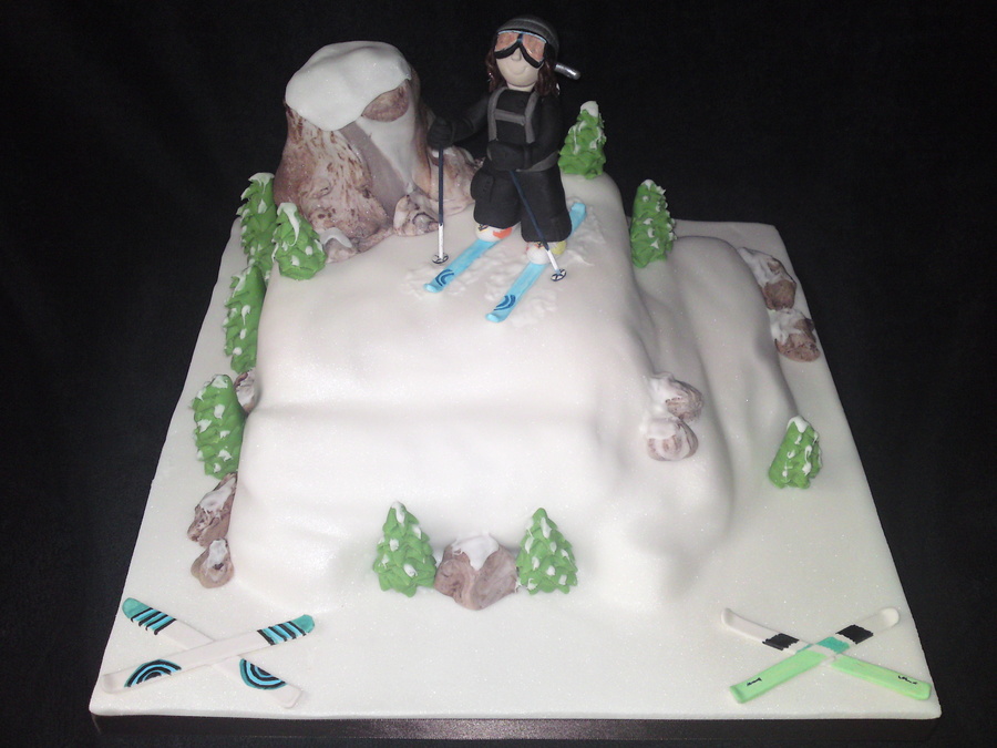 Skiing Cake - CakeCentral.com