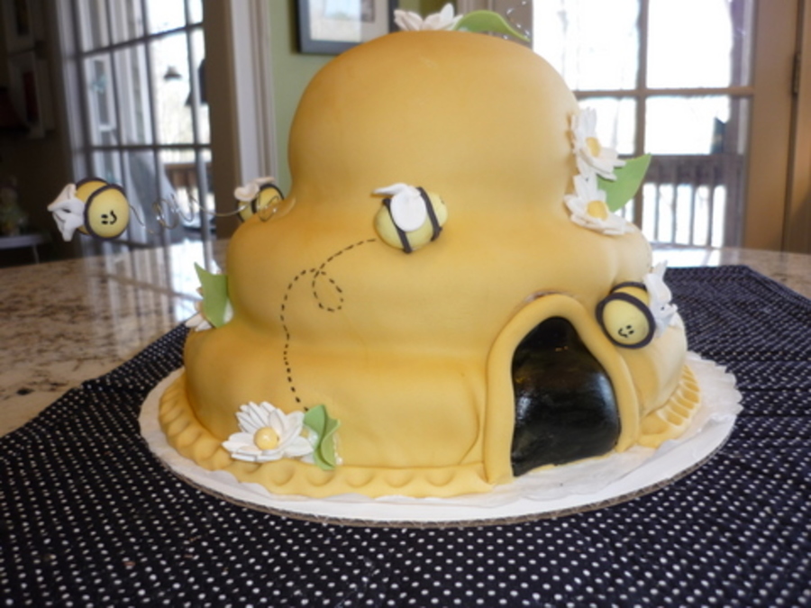 Beehive Cake - CakeCentral.com