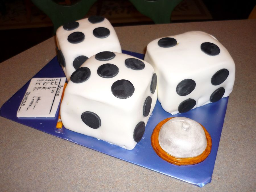 Dice/bunco Cake - CakeCentral.com