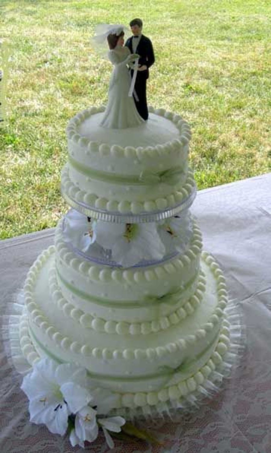 Light Sage Ribbon - CakeCentral.com