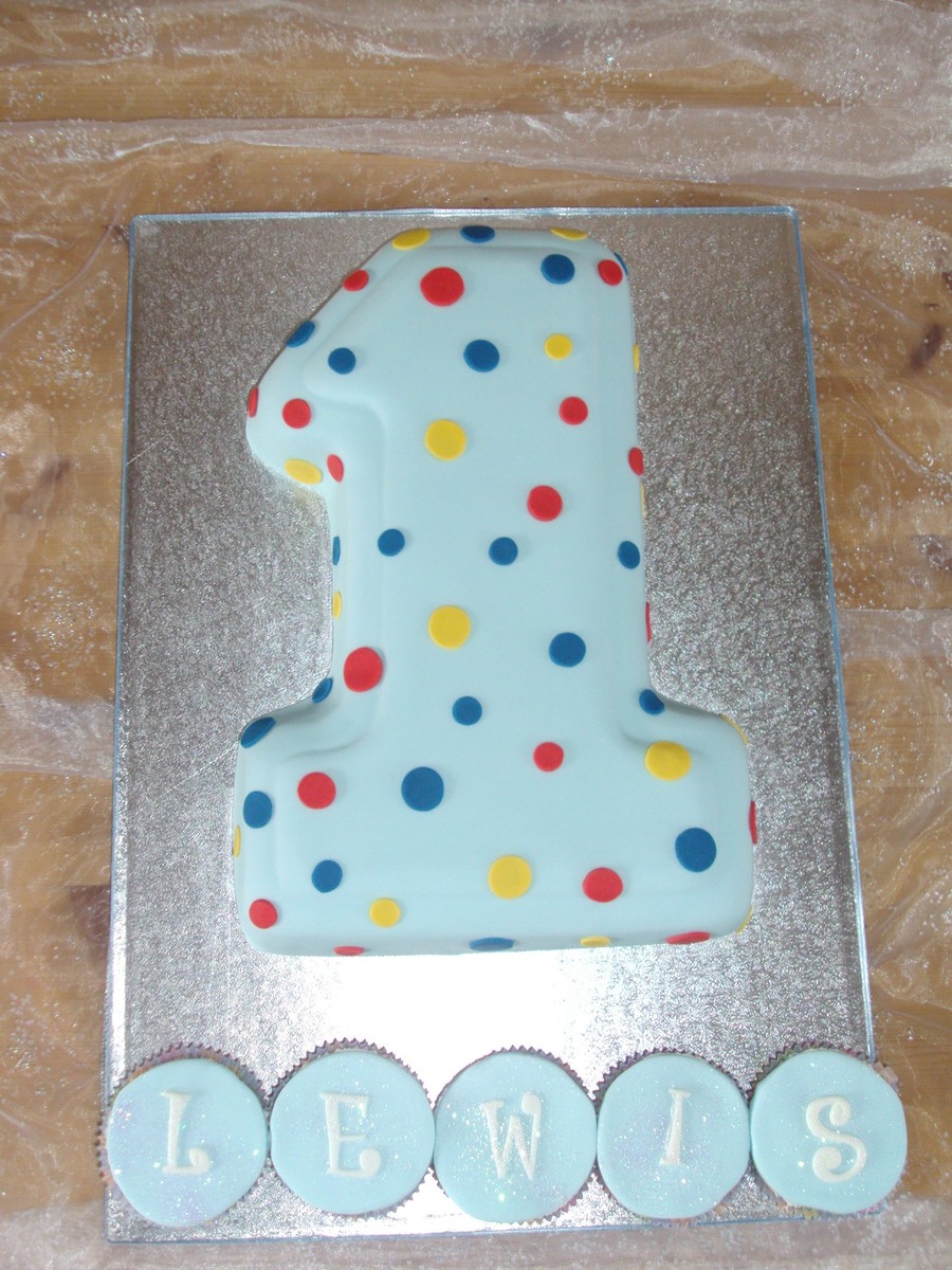 Boys 1St Birthday - CakeCentral.com