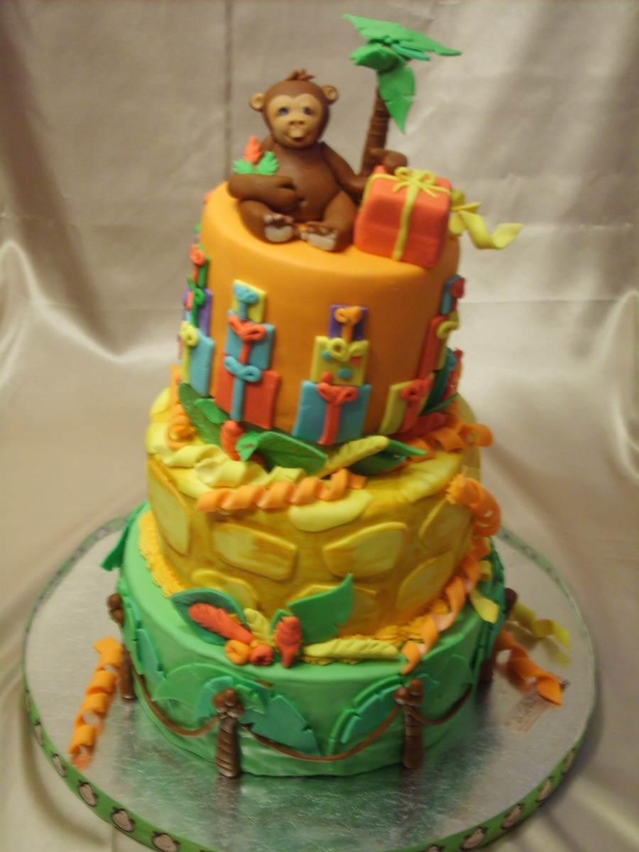 Monkey Jungle Cake - CakeCentral.com