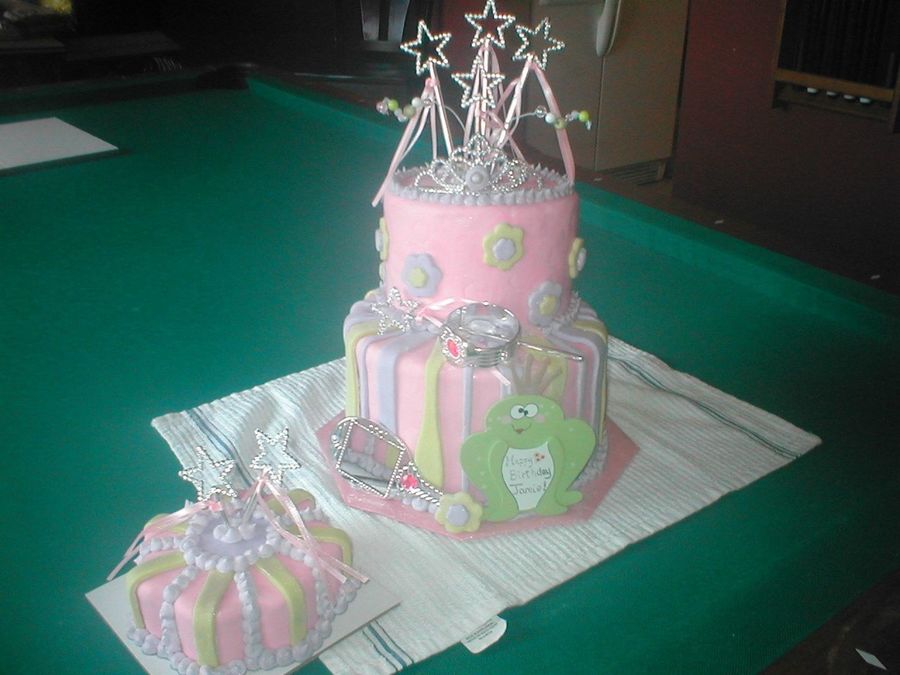 Princess Yami Cake - CakeCentral.com