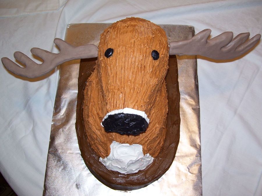 Deer Head Cake - CakeCentral.com