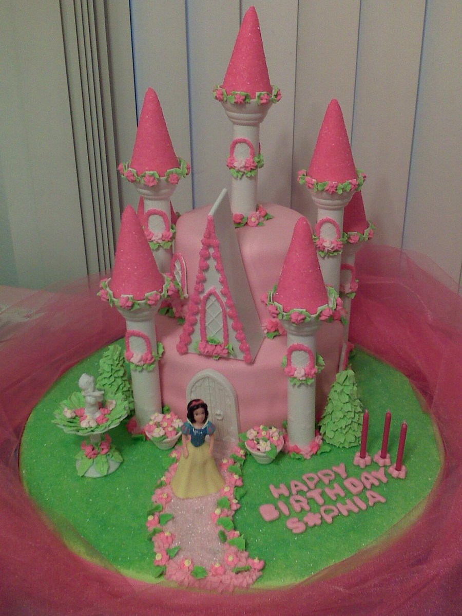 Pink Princess Castle - CakeCentral.com