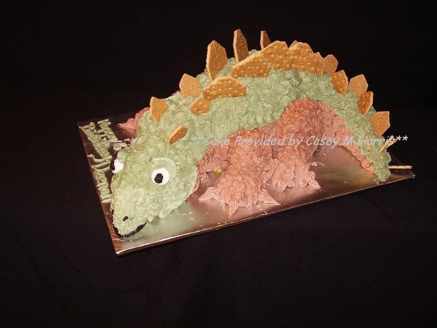 Stegosaurus - CakeCentral.com