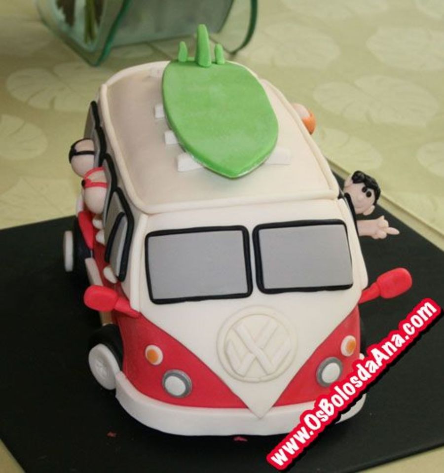 Old Vw Van Cake - CakeCentral.com